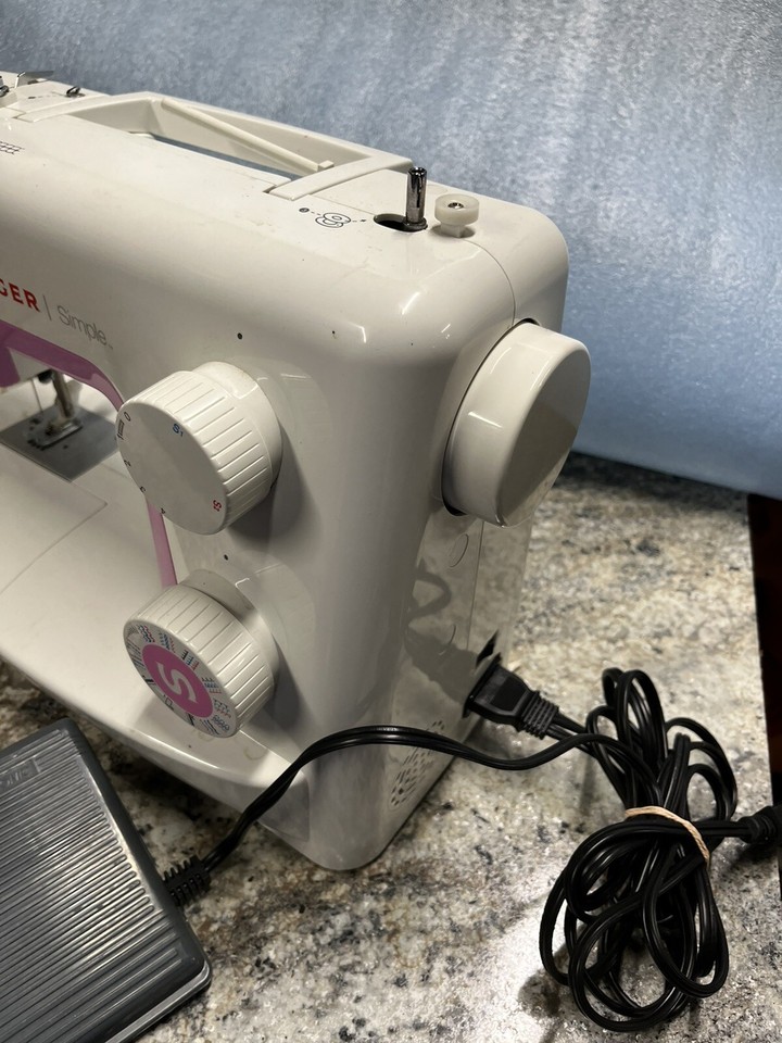 Singer Simple Sewing Machine 3223 Pink/white | eBay