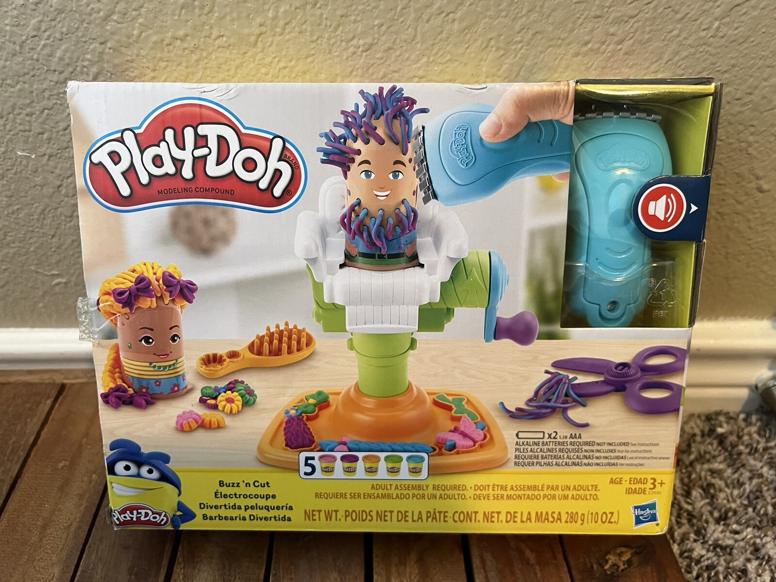 Play-Doh E2930 Buzz 'n Cut Fuzzy Pumper Barber Shop Toy With Electric ...