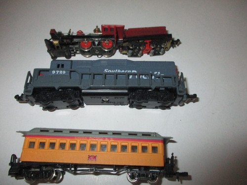 3 N SCALE TRAINS-Bachmann Jupiter loco w/Tender, UP Pass Car &SP #9725 ...