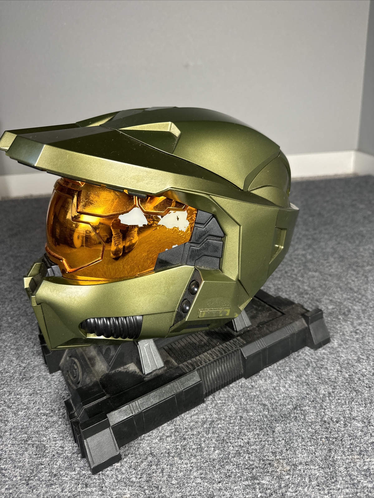 Halo 3 Legendary Edition Master Chief Helmet With Stand Only | eBay