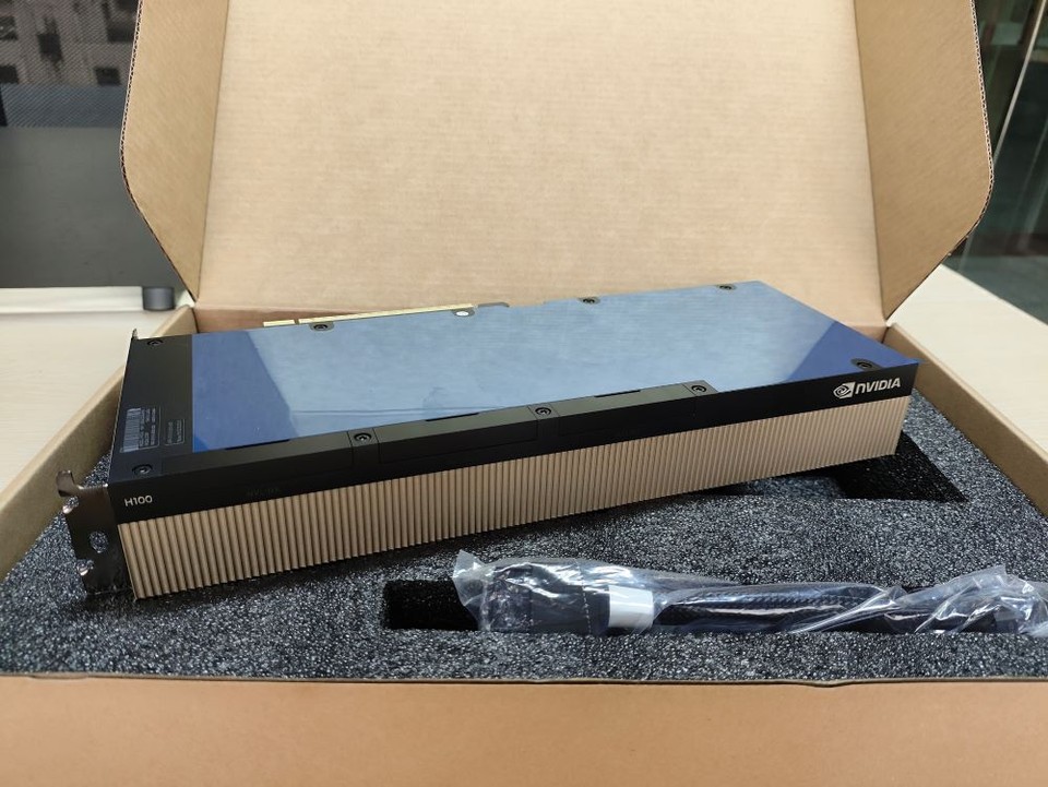 NVIDIA Tesla H100 80GB PCIe5.0 Deep Learning GPU Graphics Card HPE ...