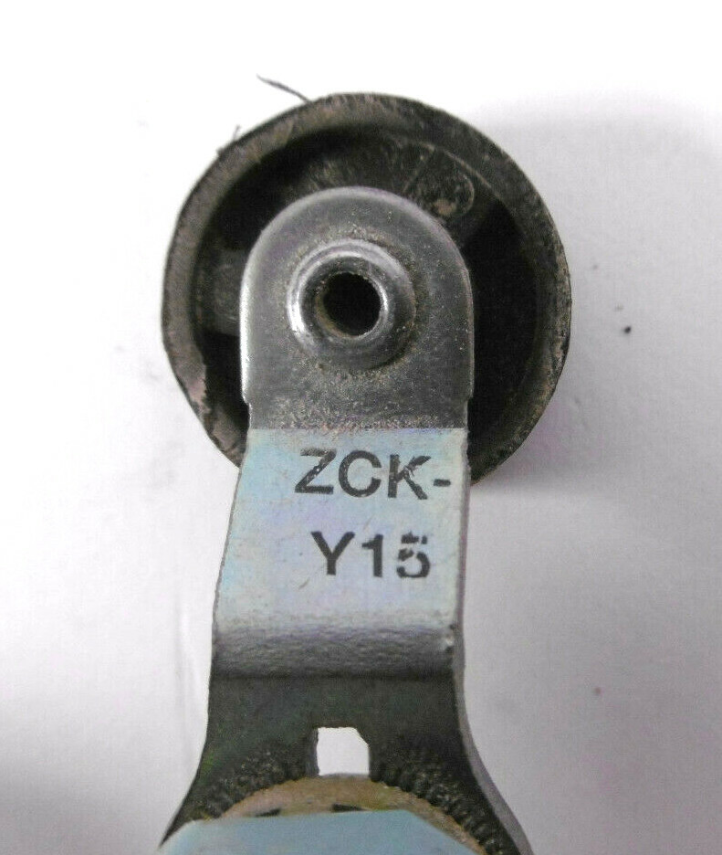 Telemecanique Endschalter NFC63-140 | beidseitig schwenkbar | ZCK-Y15 ...