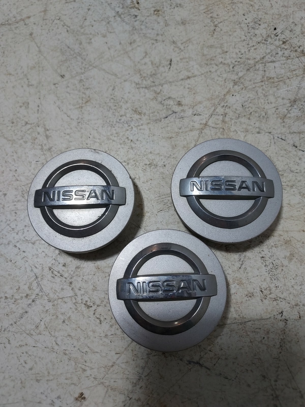 Nissan OEM Altima Maxima Murano Set of Silver Center Caps Hub Covers ...