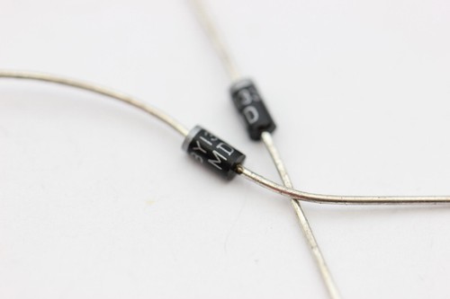 1N829 MOTOROLA DIODE NOS (New Old Stock) 1PC. C555AU90F180315 | eBay