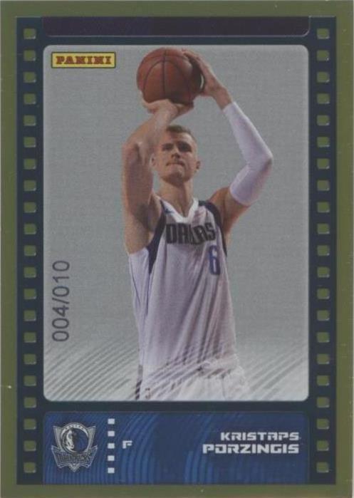2019-20 Panini Sticker & Card Collection - Kristaps Porzingis #26 Gold ...