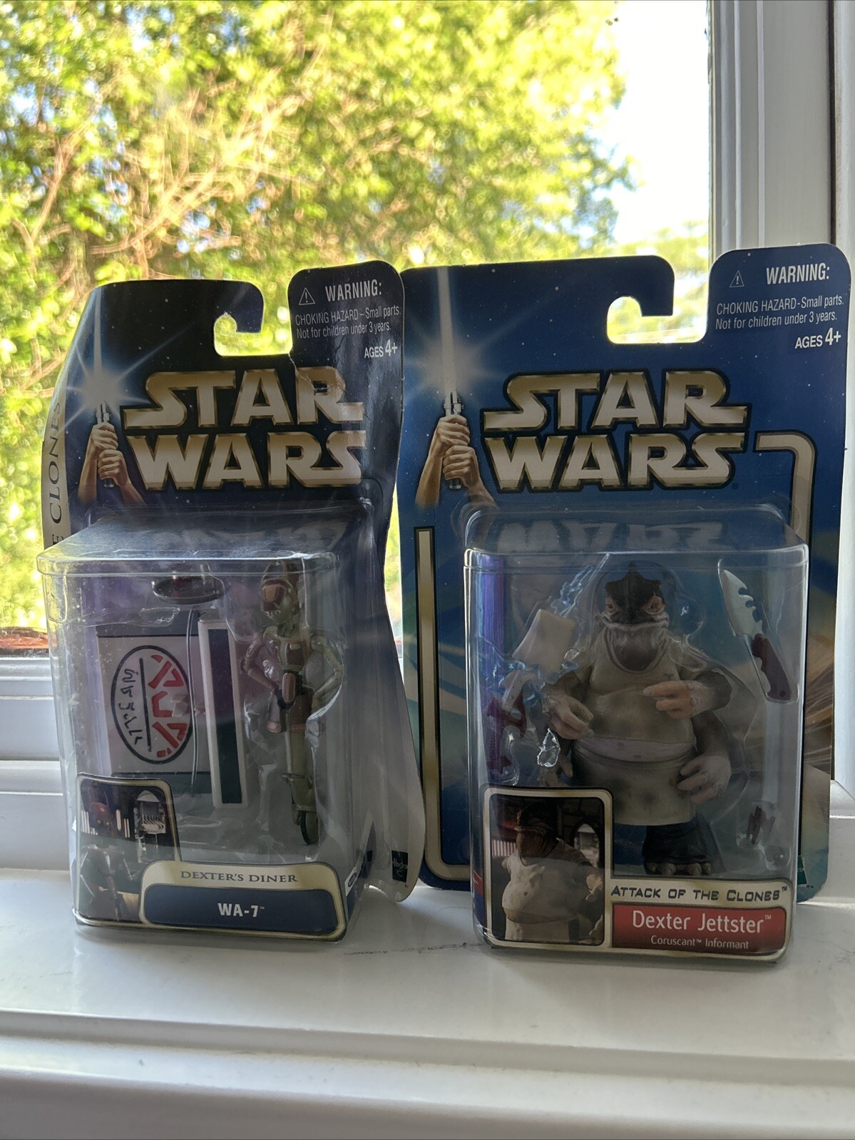 Hasbro Star Wars 3.75" AOTC Attack of the Clones WA-7 Waitress Droid ...