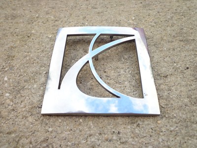 Saturn emblem badge decal logo symbol Vue Ion LS SC L OEM Genuine ...