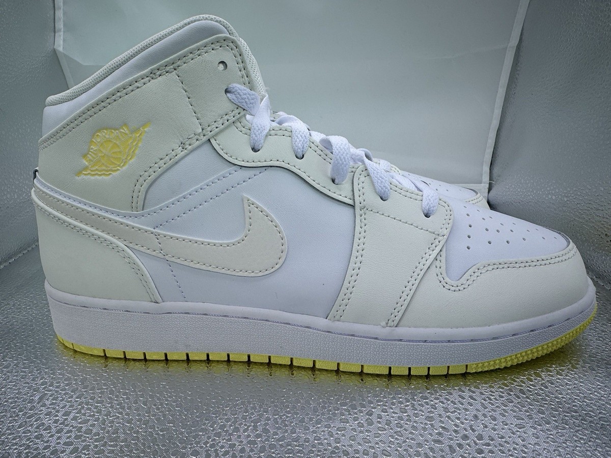 NIKE AIR JORDAN 1 MID (GS) Kids FD8780-181 Size 6.5Y No Lids NIKE AIR JORDAN 1 MID (GS) Kids FD8780-181 Size 6.5Y No Lids