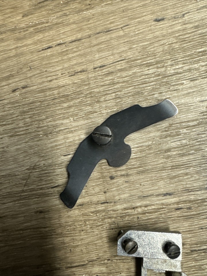 Singer Merritt 2404 Sewing Machine Needle Throat Bobbin Plate Feed Dog ...