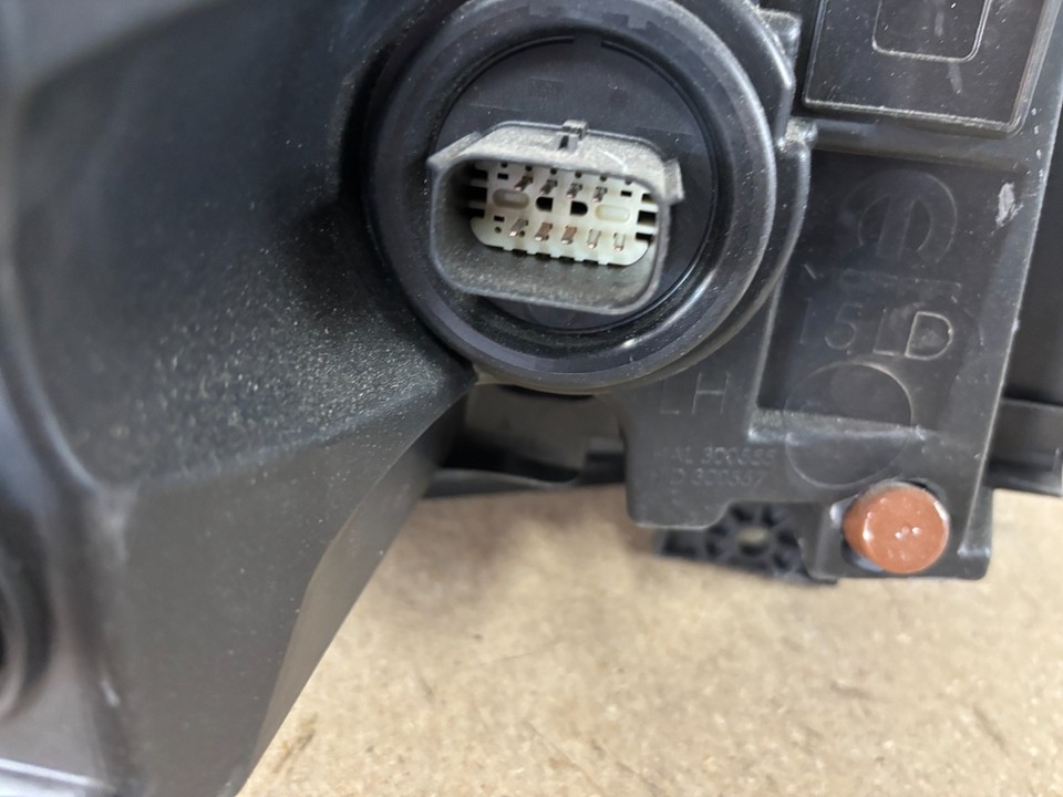 2018-2021 Dodge Charger Left Driver Halogen LED Headlight 68541681AA | eBay