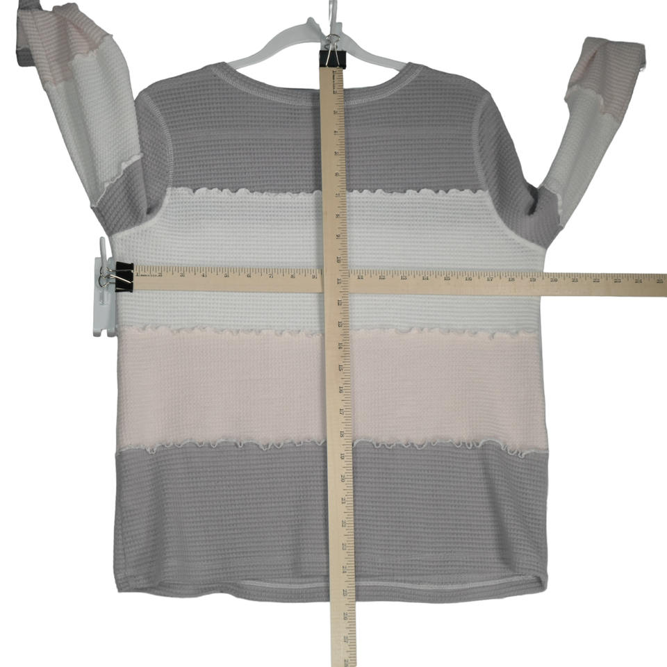 Doe and Rae Gray Pink Knit Sweater Womens Size L Ruffles Colorblock ...