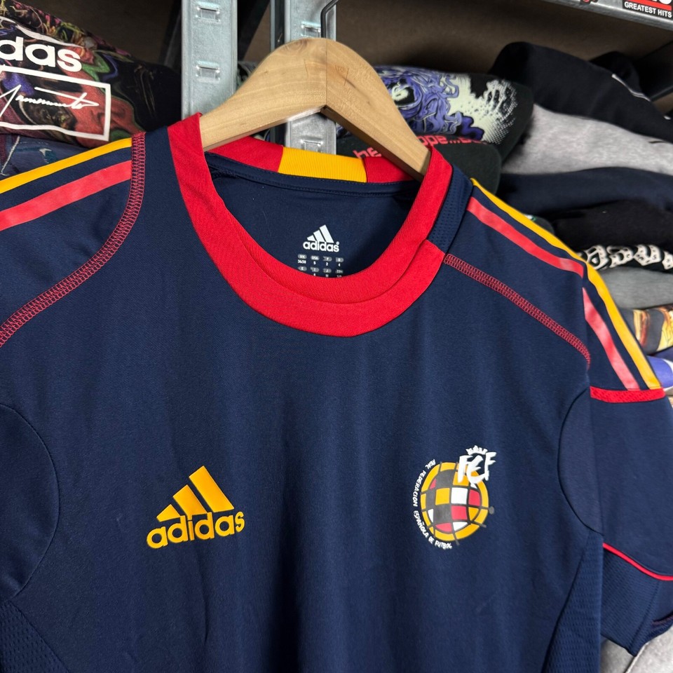 SPAIN 2010 2011 TRAINING PLAYER ISSUE FOOTBALL SHIRT SOCCER JERSEY ...