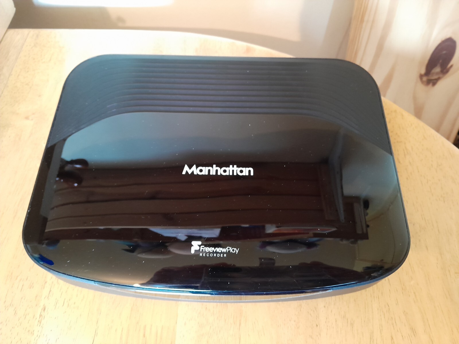 Manhattan T3-R Freeview Play Smart 4k Ultra | Grelly UK
