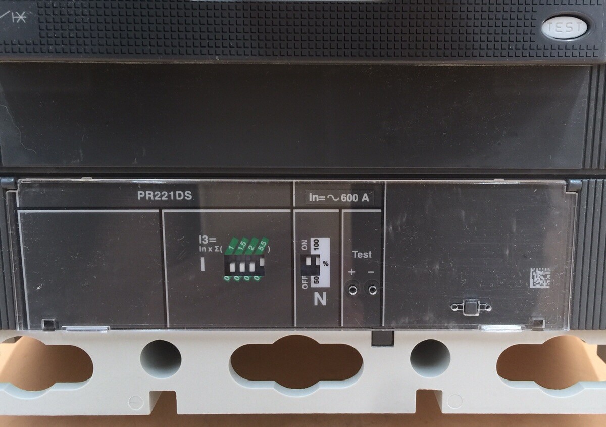 HOUSTON STOCK NEW ABB T6H600E5W SACE TMAX T6H 600 AMP 600 VOLT FREE ...