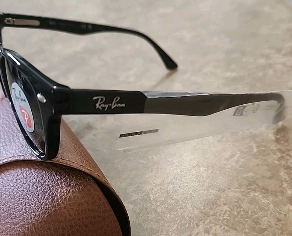 🔥 Ray Ban Wayfarer RB4140 601/58 Sunglasses | Black Frame/Green ...