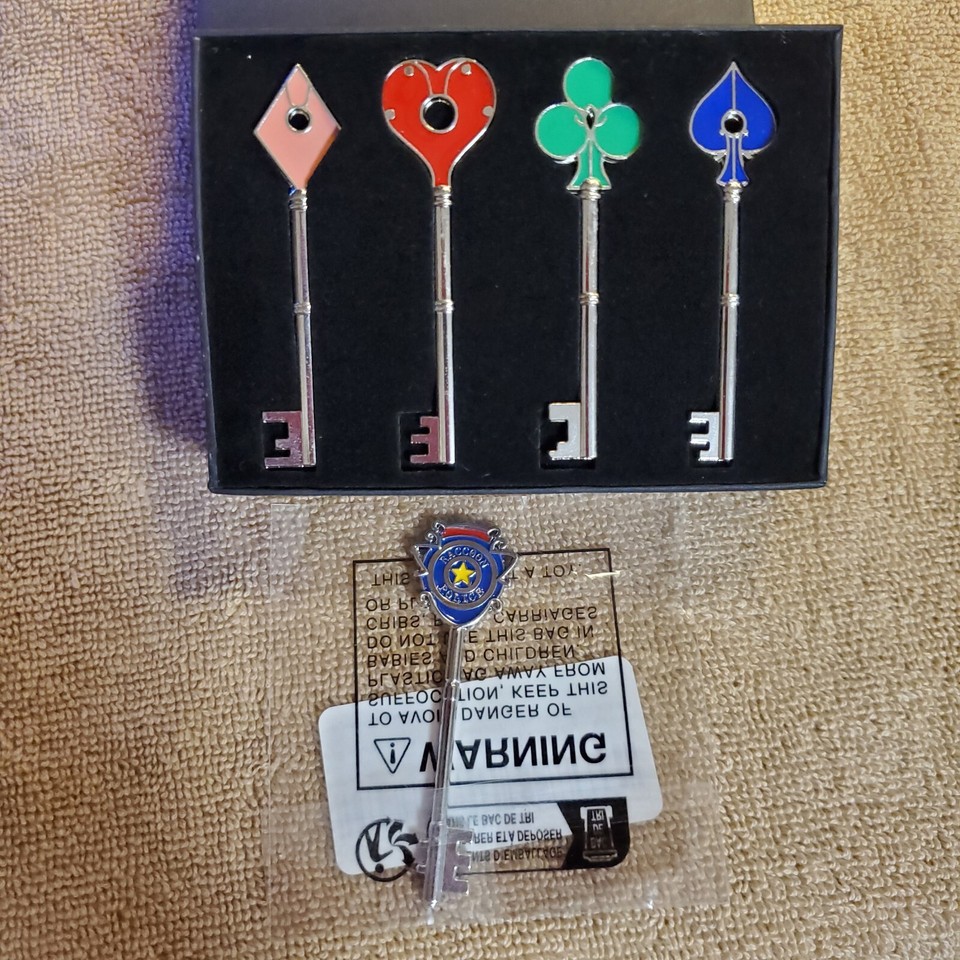 Resident Evil 2 Key Set. RE2 Spade Club Diamond Heart & Extra Police ...