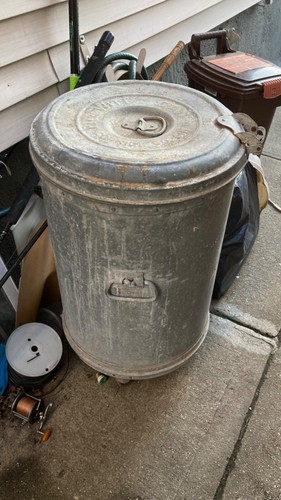 Rare Vintage Galvanized Metal Steel Garbage Can Trash Bin with wheel ...
