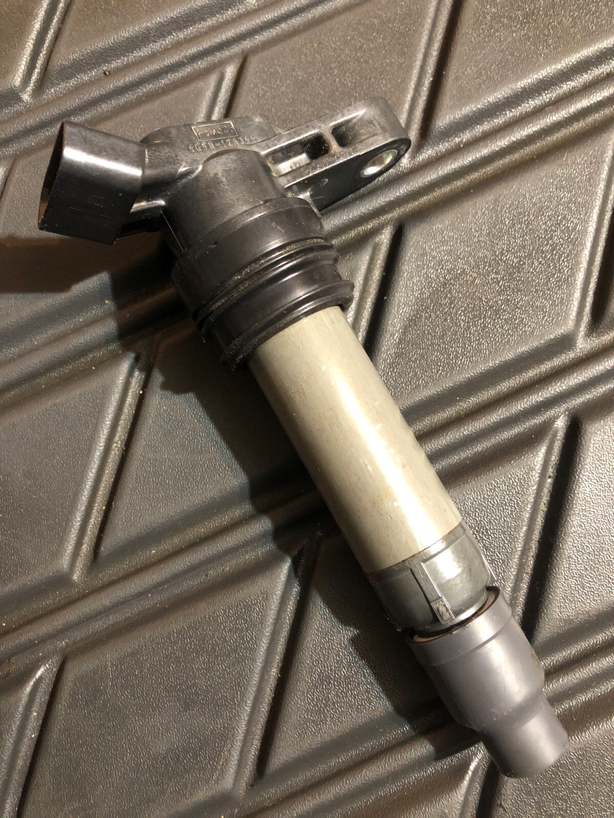 Volvo 3.2L 3.0L Ignition Coil OEM 30684245 LR2 Rover LR002954 | eBay