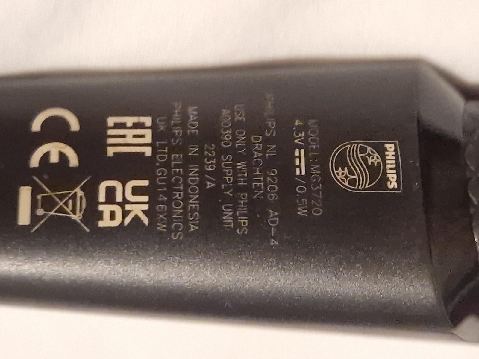 Philips NL 9206 AD-4 Drachten Electric trimmer Men's Black Cordless ...