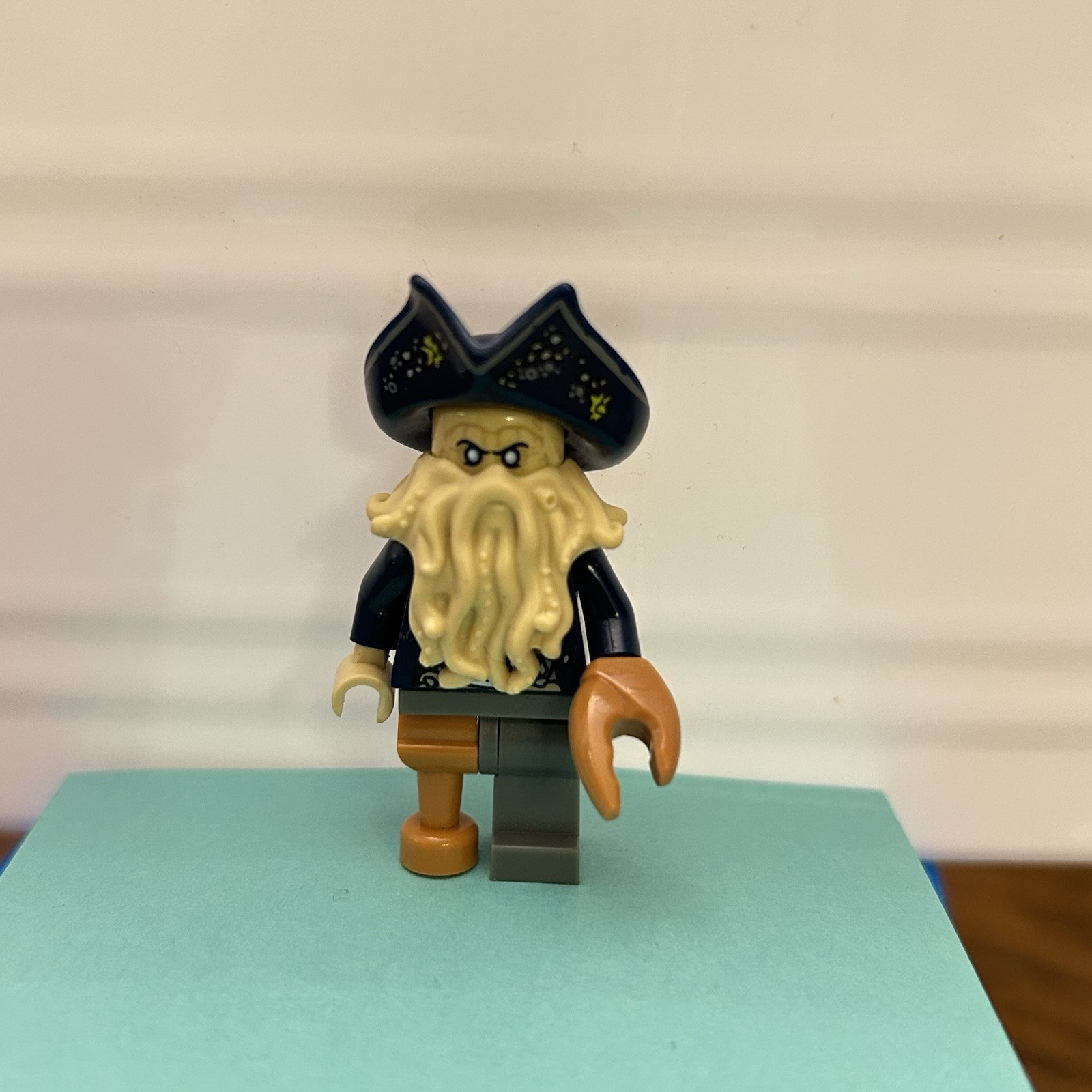 Pirates Of The Caribbean Davy Jones Custom Lego minifigure the Black ...