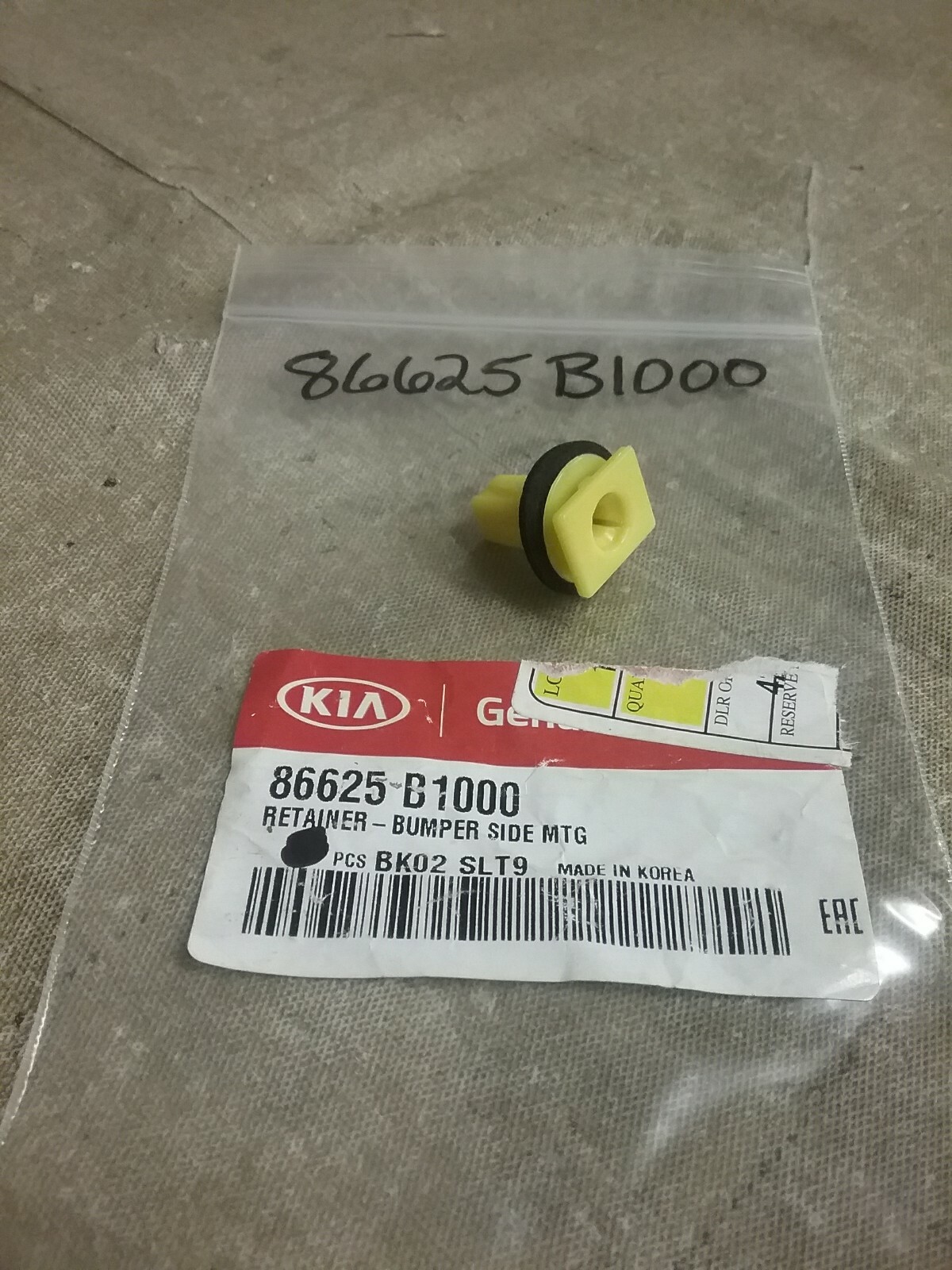 86625 B1000 Kia Bumper Side Mounting Retainer | eBay