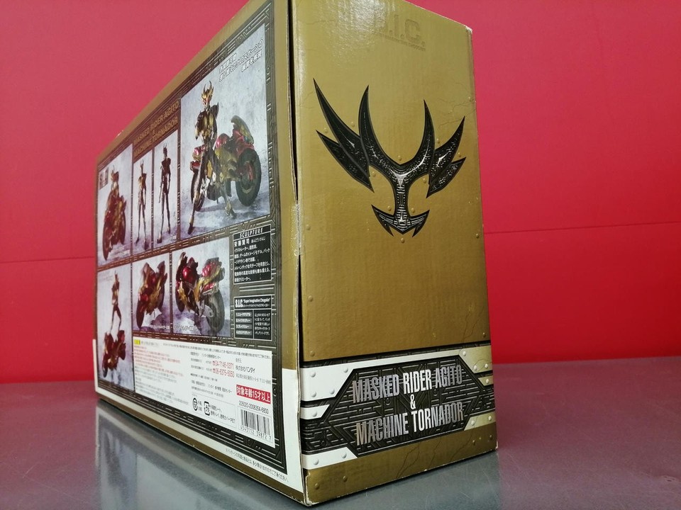 Bandai Kamen Rider Agito & Machine Tornader SIC | eBay