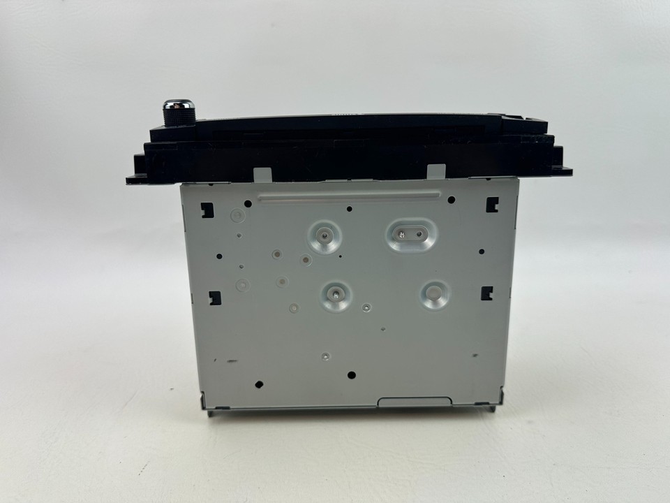 Chrysler/Dodge/Jeep RHB 430N Navigation Car Audio System (P68282479AC ...