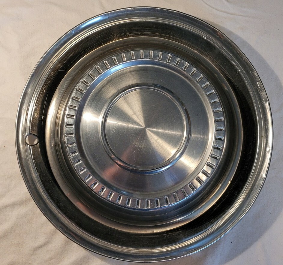 1973-1980 International Scout II Rear Hubcap Wheel Cover Chrome #2 | eBay