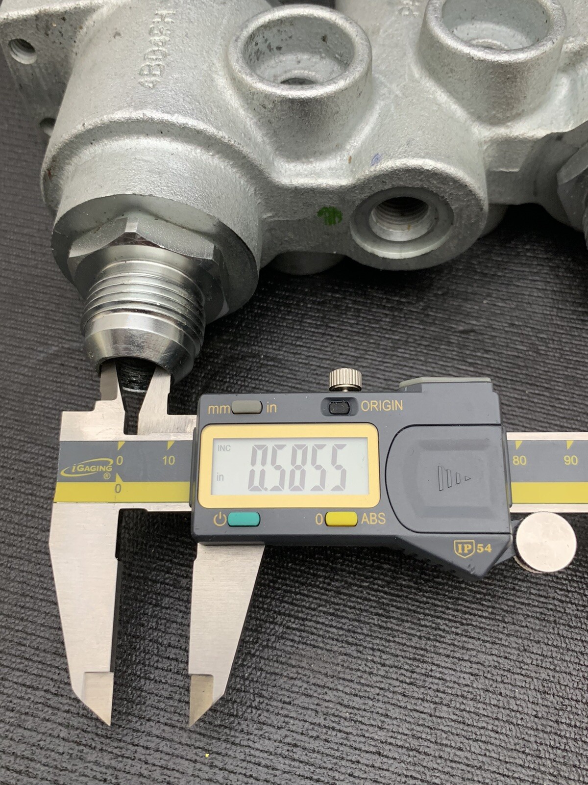 Compatible w/ Faster 4BD4FH 7246783 Hydraulic flat face saturn block ...