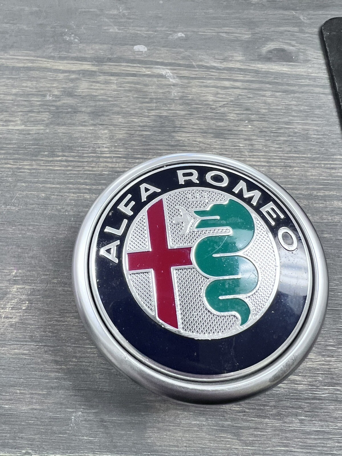 Genuine ALFA ROMEO Name Plate Alfa Romeo Front Grille 68330616AA | eBay