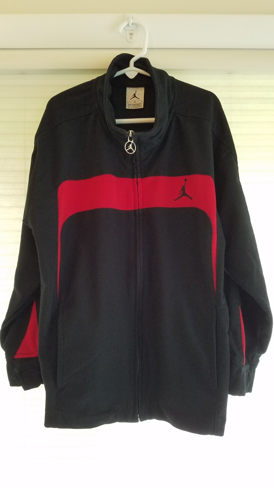 Air Jordan Zip Up Track Jacket Youth Small only 2 owners! Pre Owned | eBay