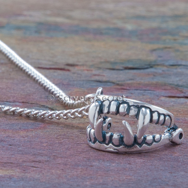 925 sterling silver VAMPIRE FANGS Dracula Charm Pendant Necklace ...