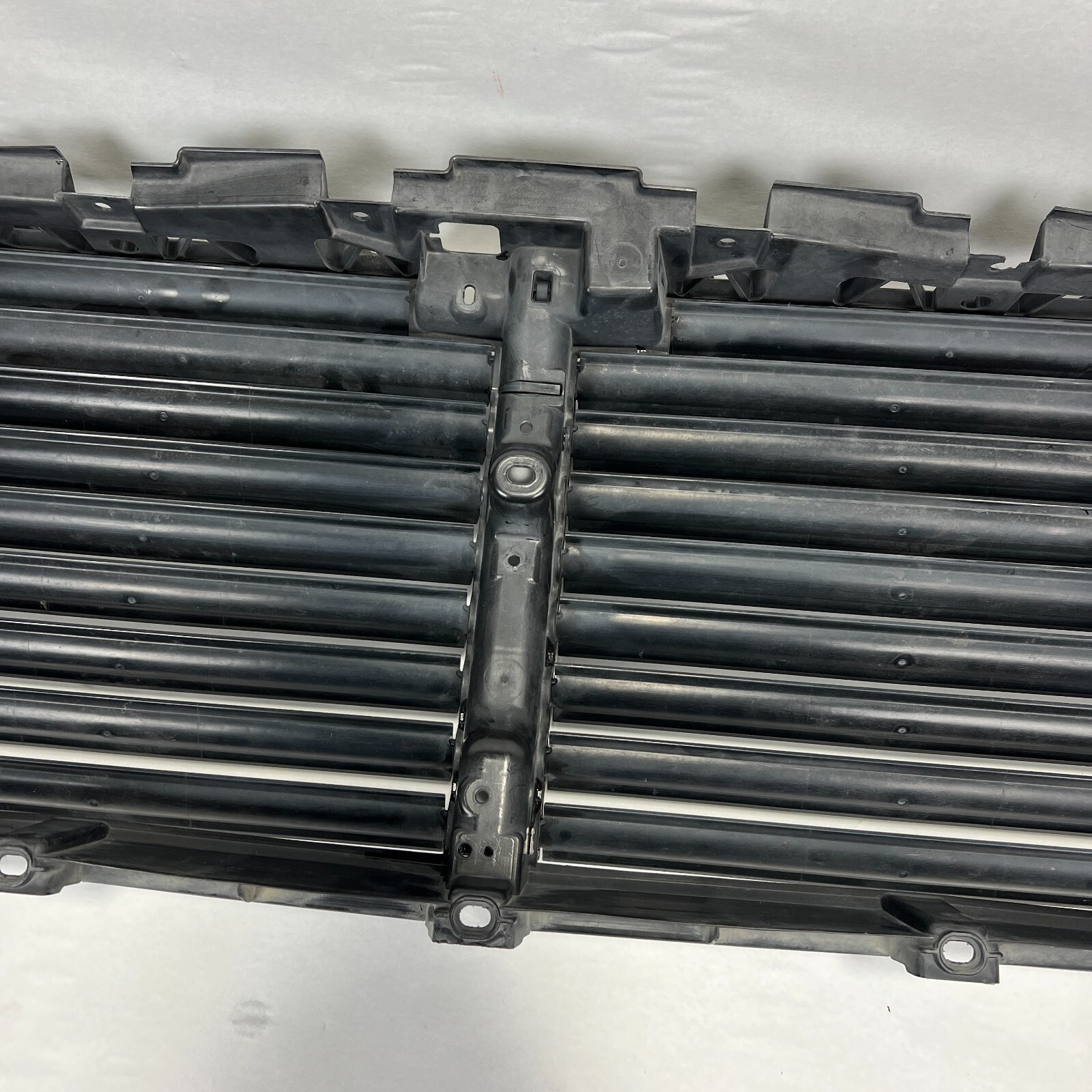 OEM 2015 2016 2017 Ford F-150 Upper Radiator Grille Air Shutter FL3Z ...