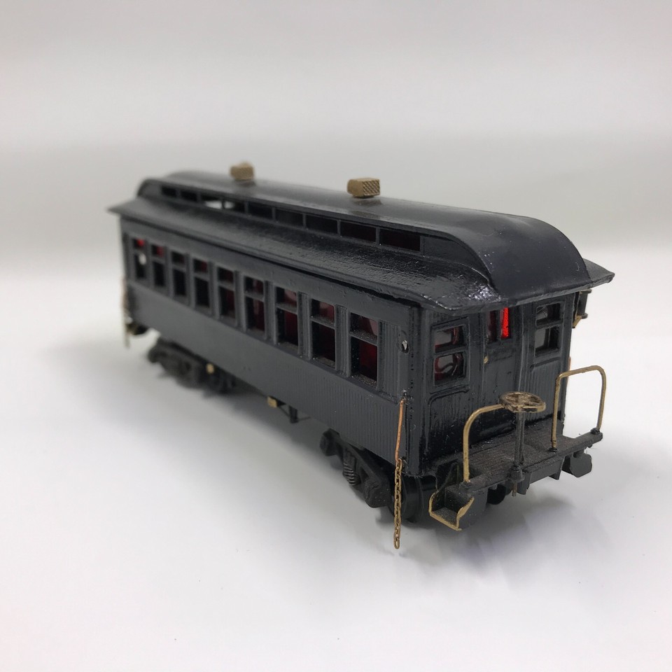 Train Coach Passenger Car HO Scale Black Red Windows | eBay