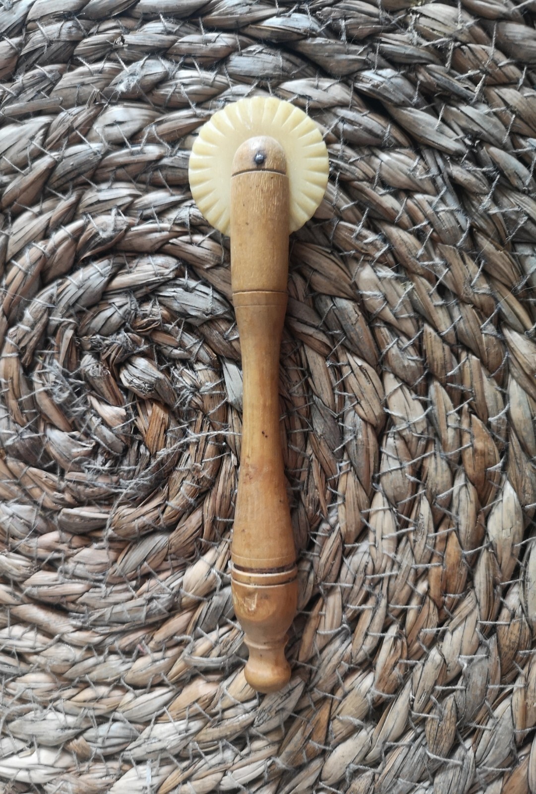 Antique Swedish Bone Wood Wheel Cutter Trimmer 18c. Pie Crimper ...