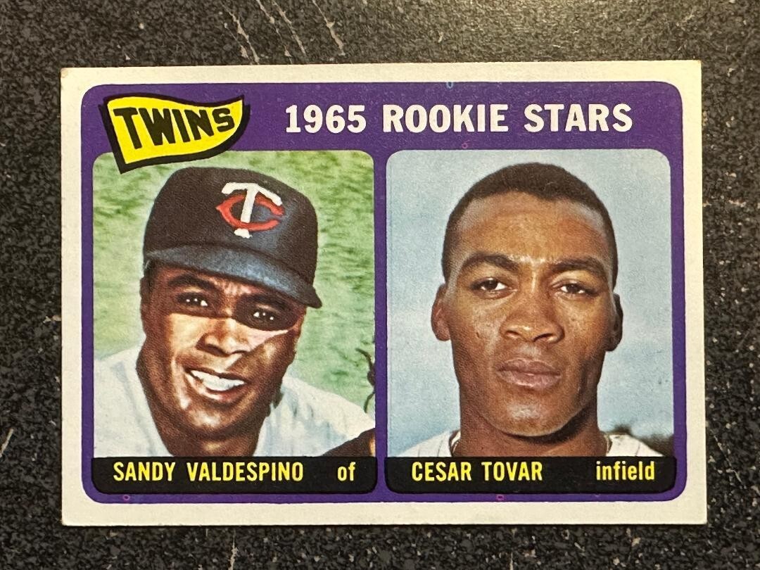 1965 Topps #201 Cesar Tovar/Sandy Valdespino Rookie Stars EX - NM | eBay