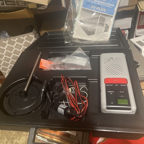 Cobra SOS 40 Channel Emergency Kit 2 Way CB Radio Model 39 Plus Works ...