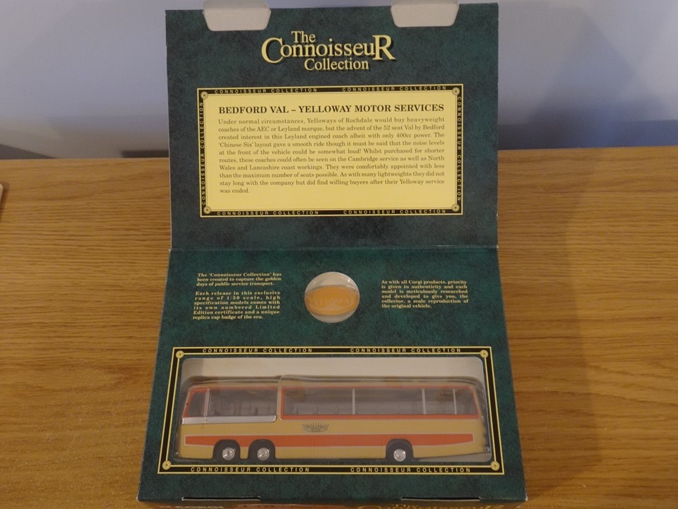 CORGI YELLOWAYS BEDFORD VAL PLAXTON PANORAMA COACH BUS MODEL 35301 1:50 ...