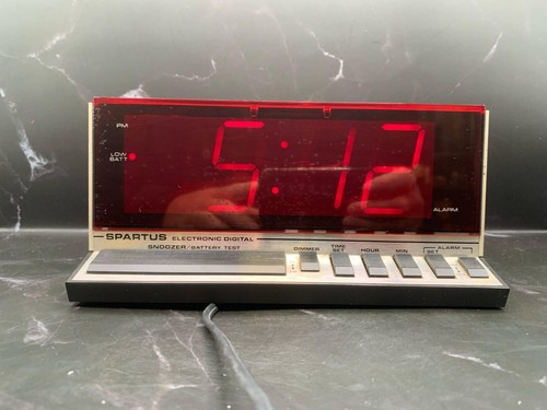 Vintage SPARTUS Electronic Digital Alarm Clock Model #1150 Large ...