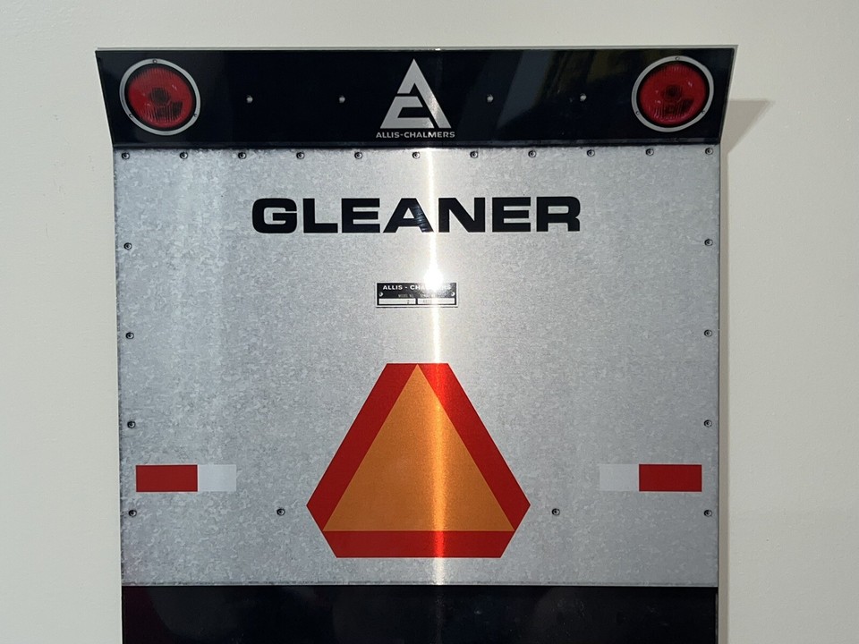 Wow!! Curved Allis Chalmers GLEANER COMBINE farm Equipment Tractor 3D ...