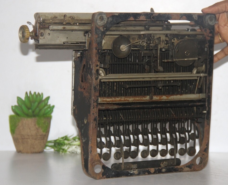 1920s Vintage & Antique Foreign Countries Commercial Typewriter,U.S.A ...