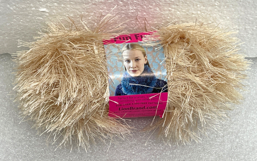 LIONS BRAND Fancy Fur Yarn- Color Wild White 1.75oz 50g | eBay