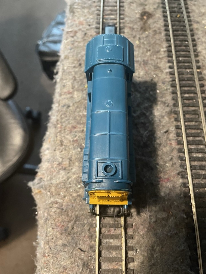 Triang/Hornby Class O8 Diesel Shunter “gronk” British Rail Blue Running ...