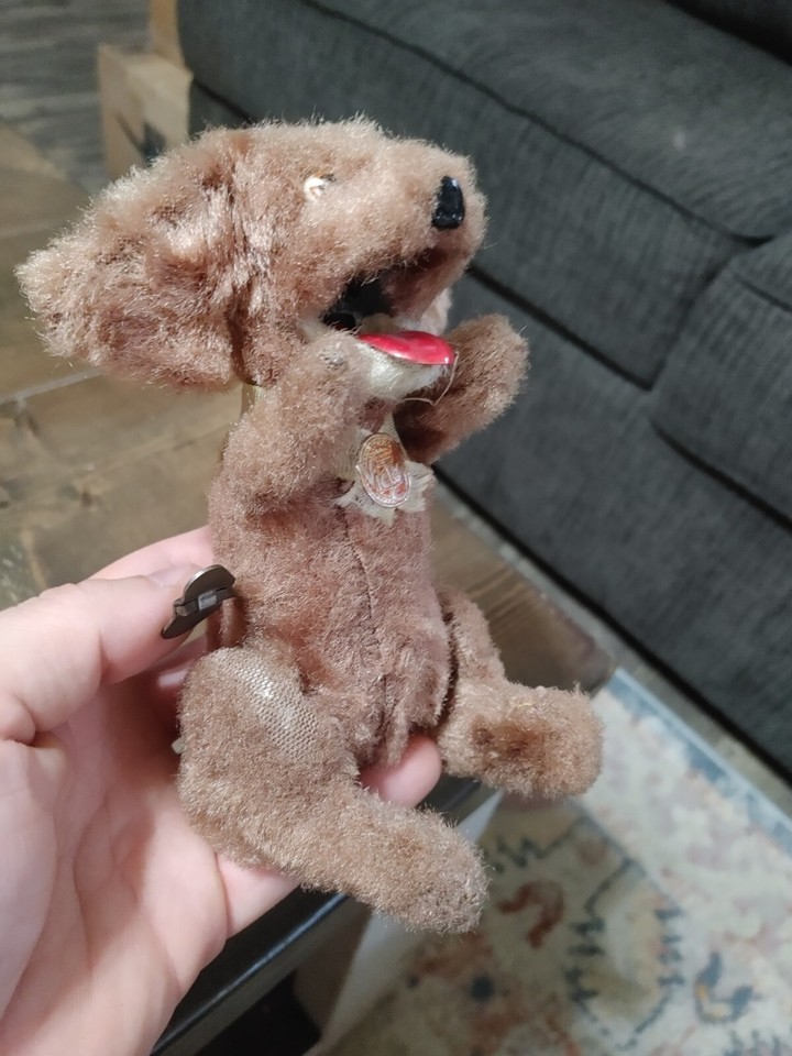 Vintage Victory Wind Up Begging Puppy Dog Toy | eBay
