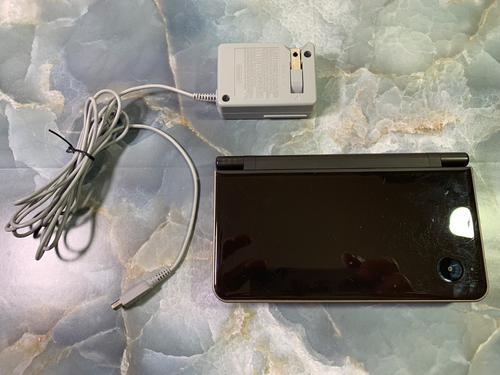 Nintendo DSi XL Handheld Console, Charger & Styllus all original and ...