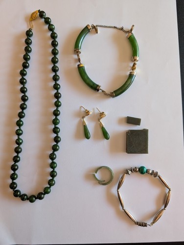 Vintage Jade Dynasty Collection - necklace, bracelet, earrings, and ...