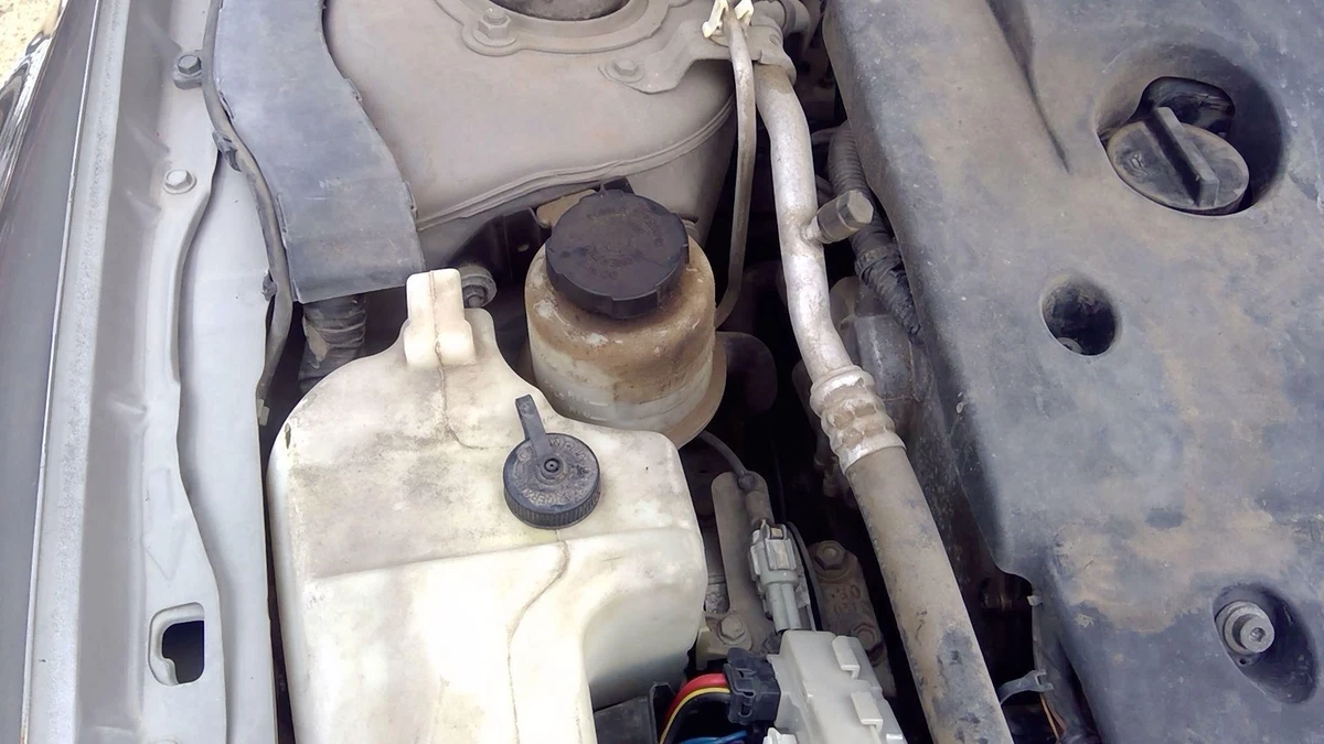 Power Steering Fluid Reservoir