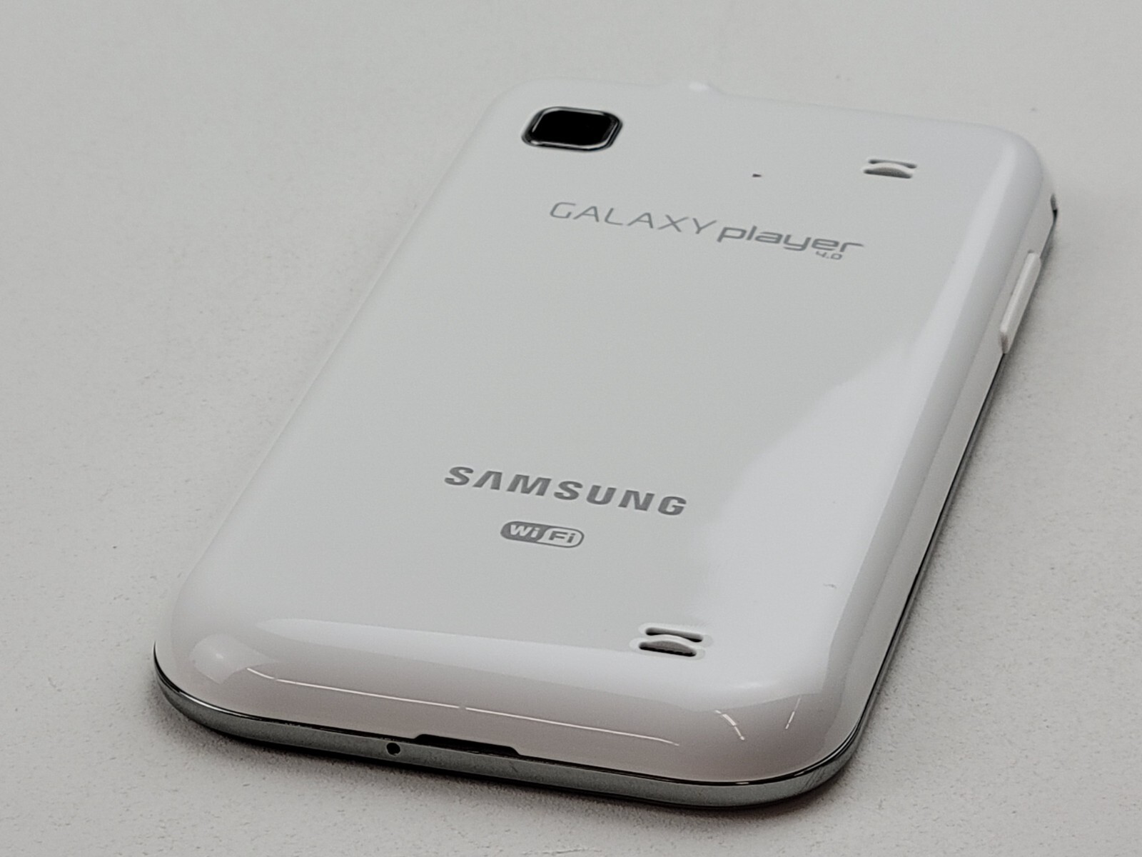 Samsung Galaxy Player 4.0 (YP-G1) 8GB - Digital Media Player - NO ...