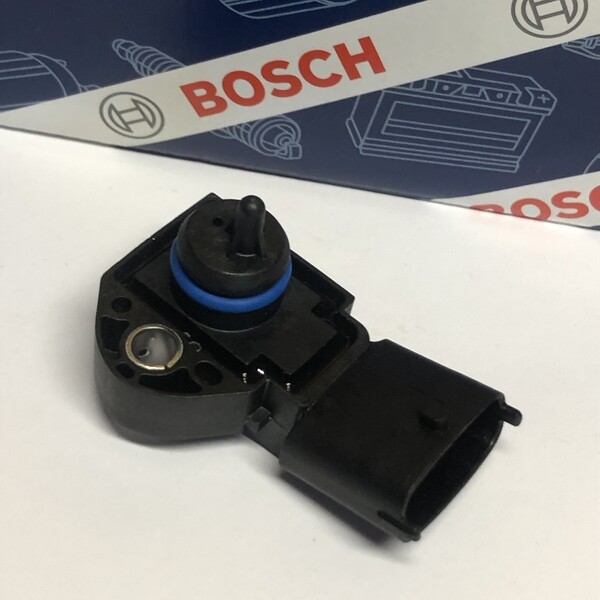 Fuel rail pressure sensor for VOLVO C30 T5 2.5L 08-13 B5254T7 Black 2 ...