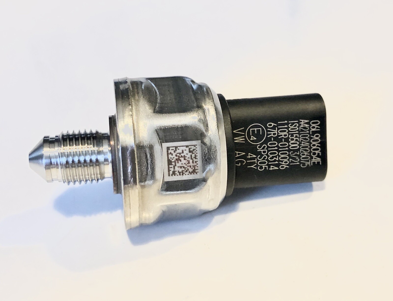 New Genuine OEM Audi VW Skoda Seat Fuel Rail Pressure Sensor 06L906054E ...